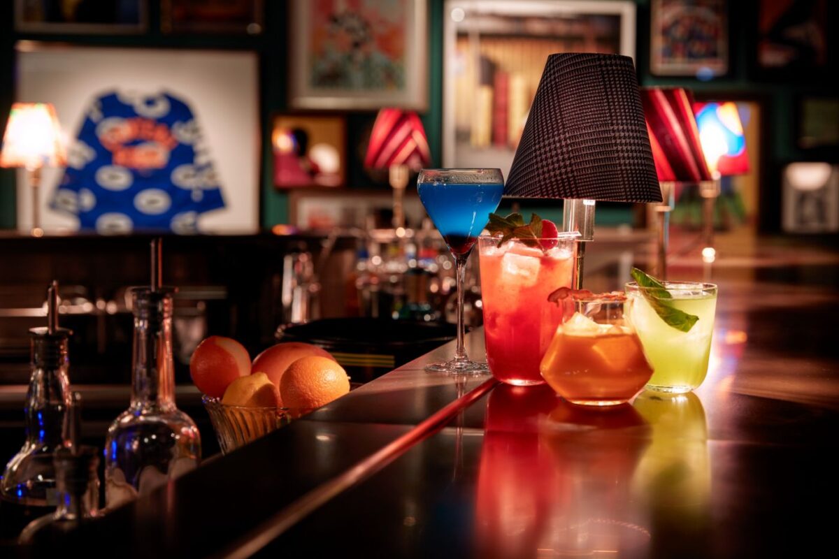 Sape Bar - Vis-à-vis de la Gare du Nord